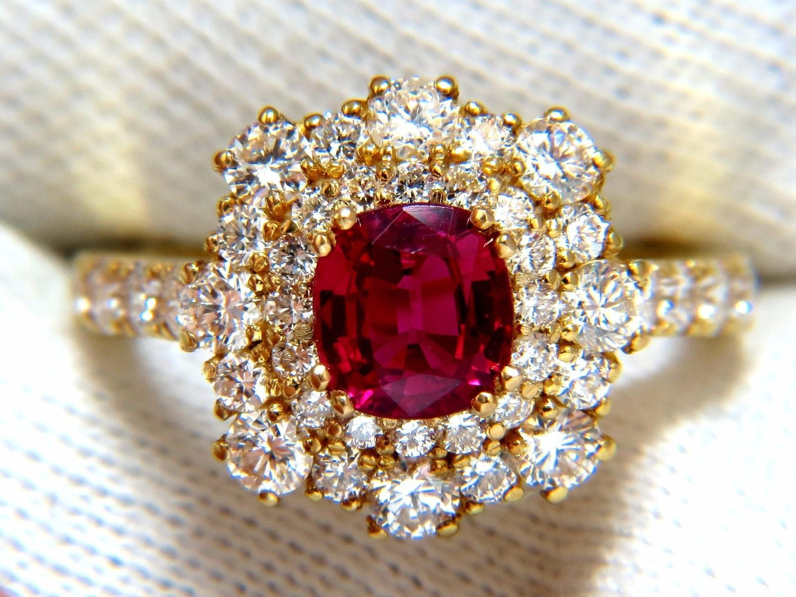 GIA Certified 3.24ct red origin ruby diamonds ring 18kt cocktail petit ...